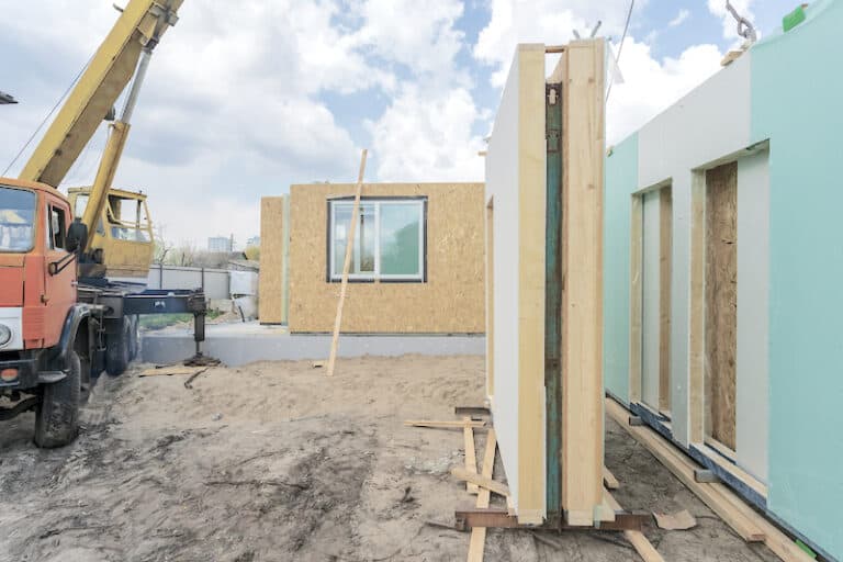 What Is the Difference Between Prefab, Manufactured, and Modular Homes ...